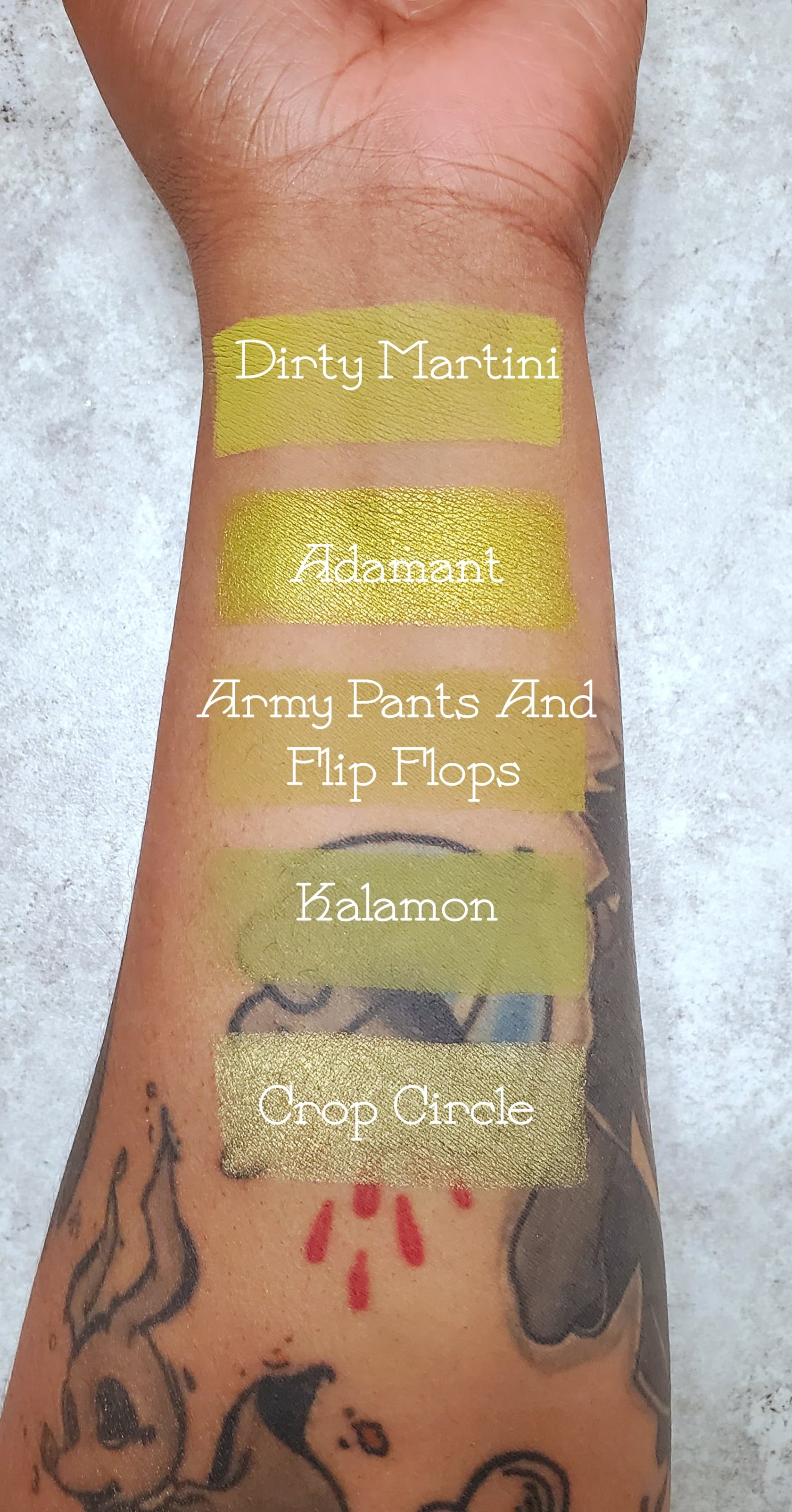 Kalamon - Eyeshadow Matte Olive Green – Dandy Lions Cosmetics